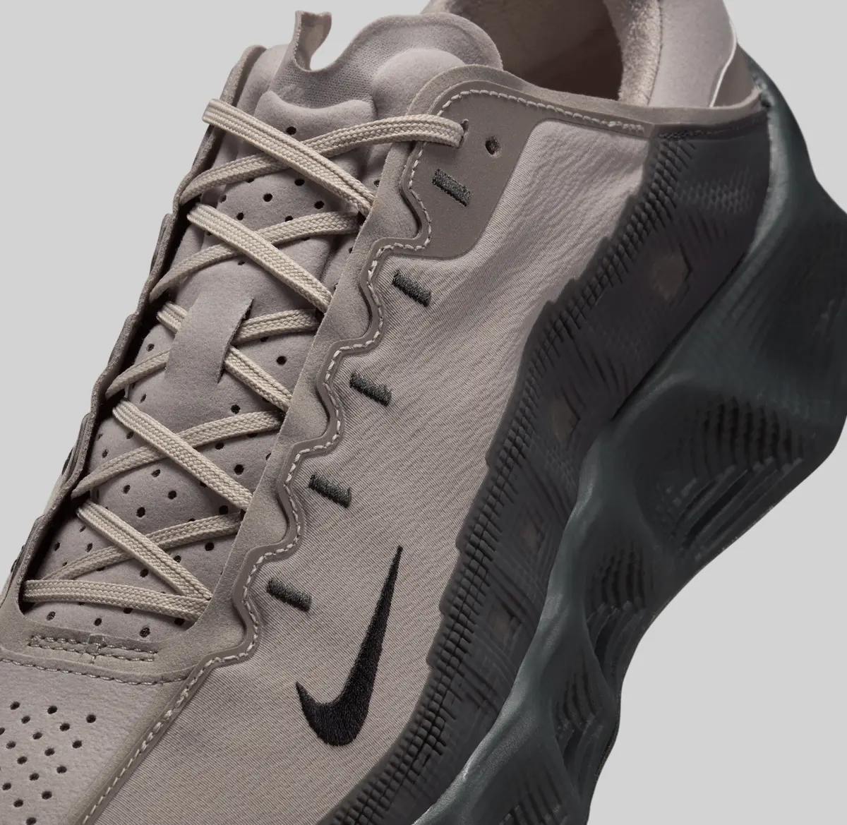 10/2発売 NIKE AVA ROVER / ナイキ エイバ ローバー College Grey