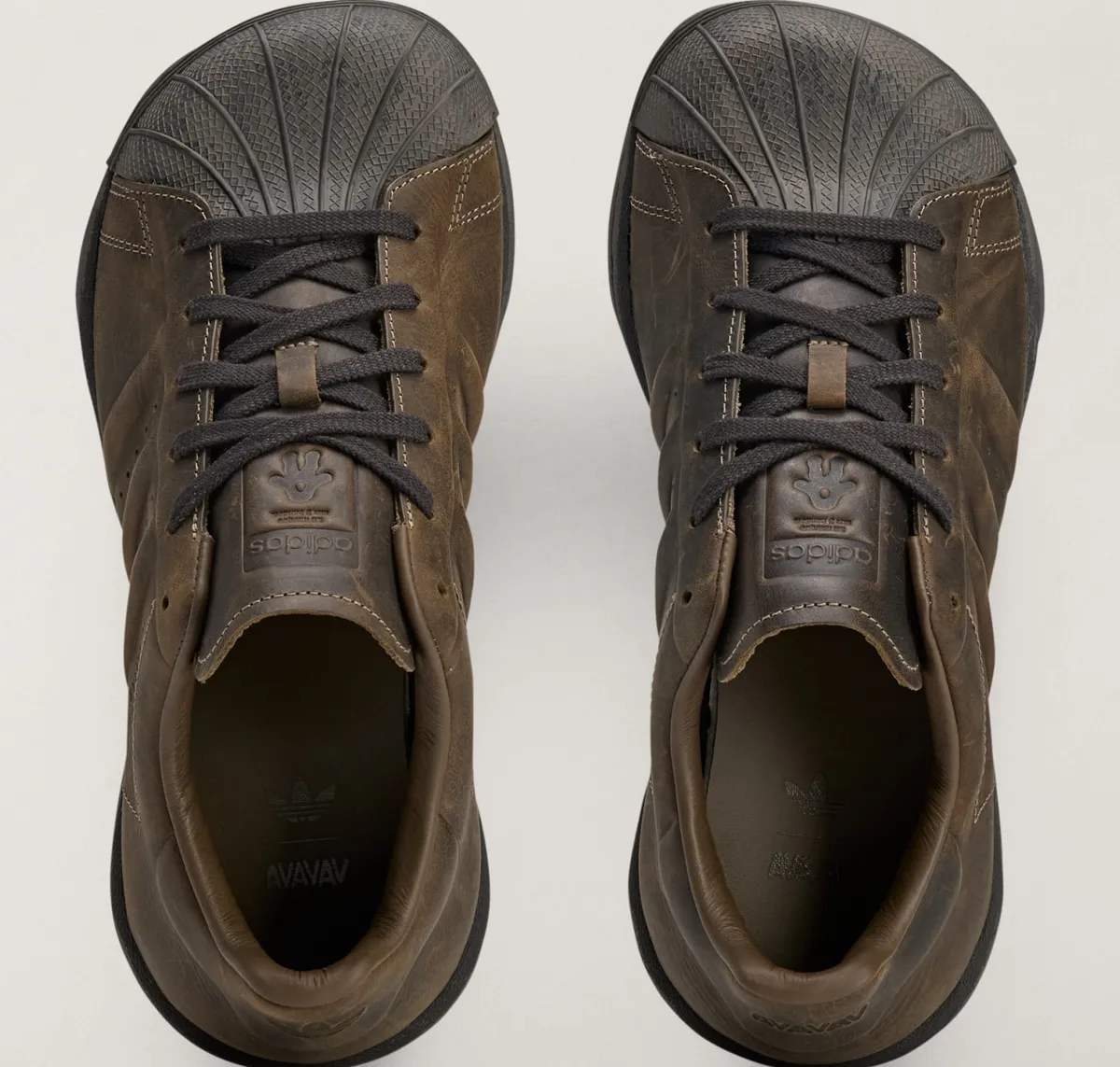 11/14発売 AVAVAV x ADIDAS ORIGINALS SUPERSTAR VACUUM LEA / アヴァヴァヴ x アディダス ...