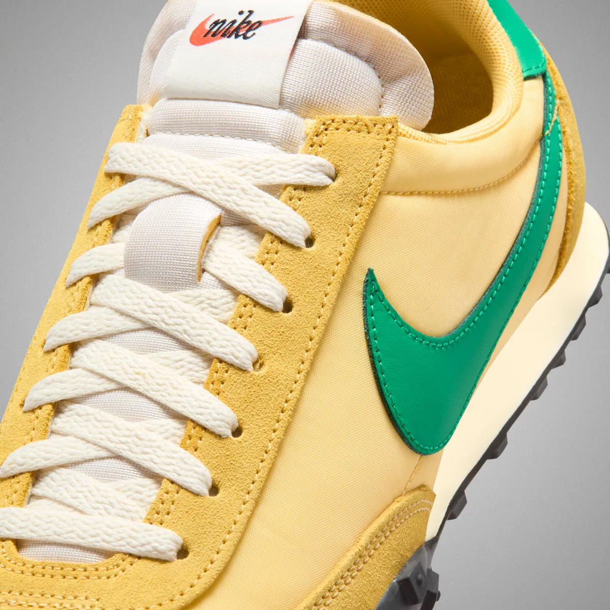 NIKE WAFFLE RACER / ナイキ ワッフル レーサー Topaz Gold Sail Coconut Milk Stadium ...