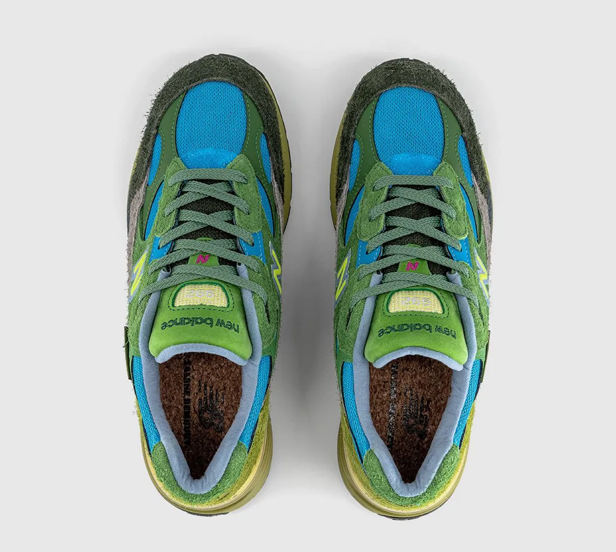 SALEHE BEMBURY x NEW BALANCE 992 / サレへ・ベンバリー × ニューバランス 992 U992SB | スニーカーラボ