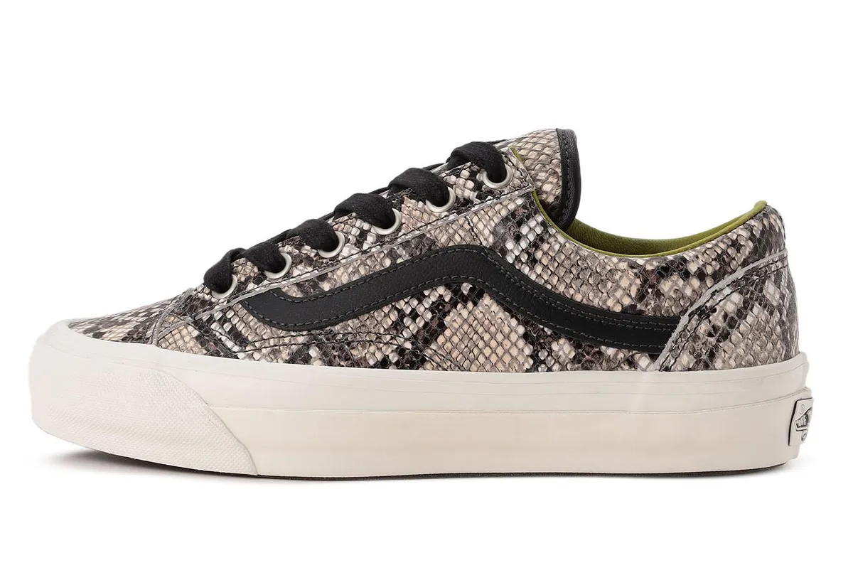 販売中 VANS PREMIUM OLD SKOOL 36 / ヴァンズ プレミアム オールド スクール 36 Python Silver VN000EHDSLV | スニーカーラボ