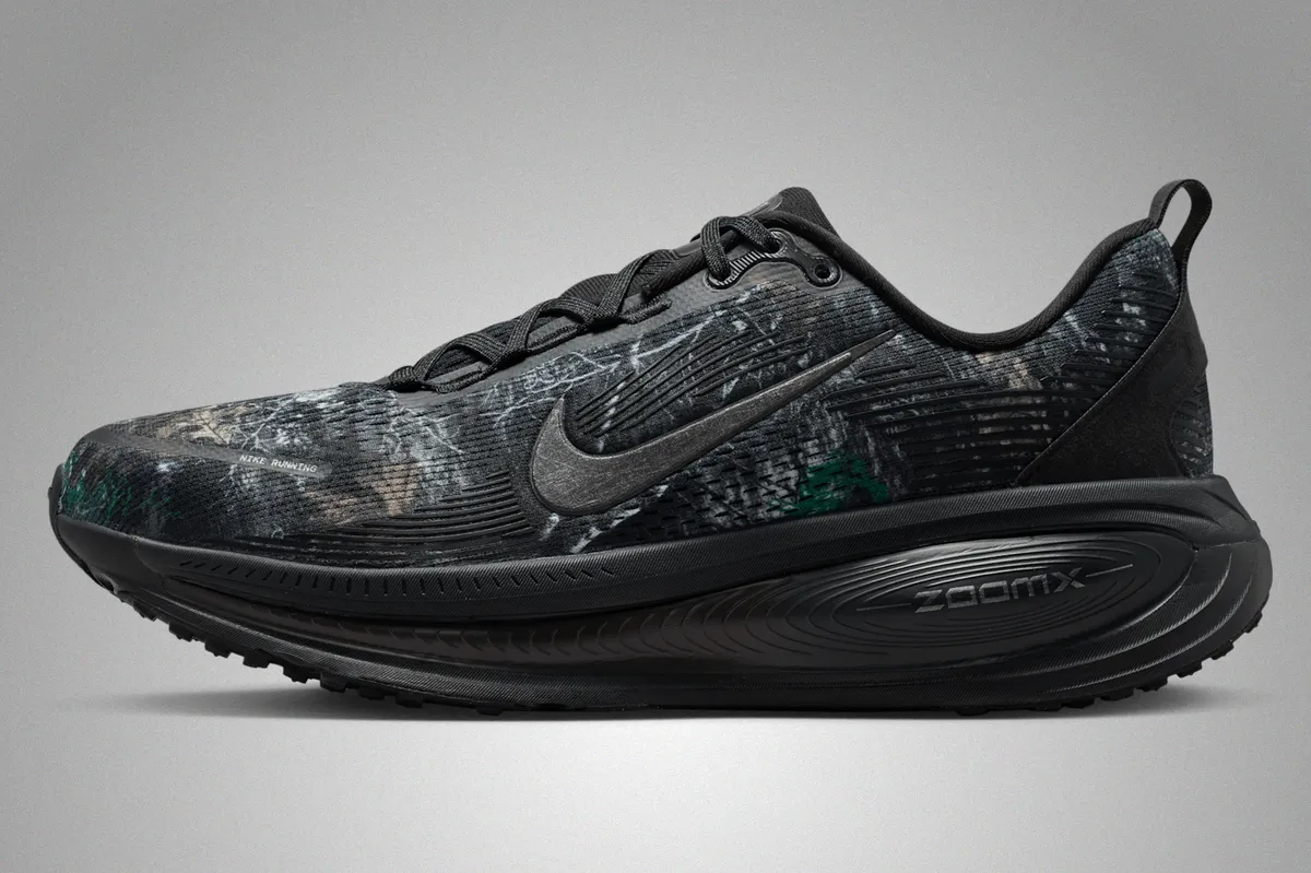 NIKE VOMERO 18 / ナイキ ボメロ 18 Realtree Black Dark Smoke Grey Anthracite ...