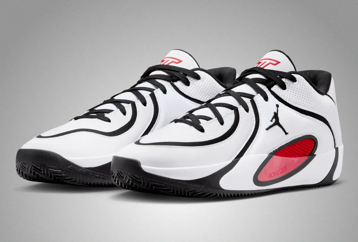 1/22発売 TATUM 4 PF / テイタム 4 PF White Black University Red