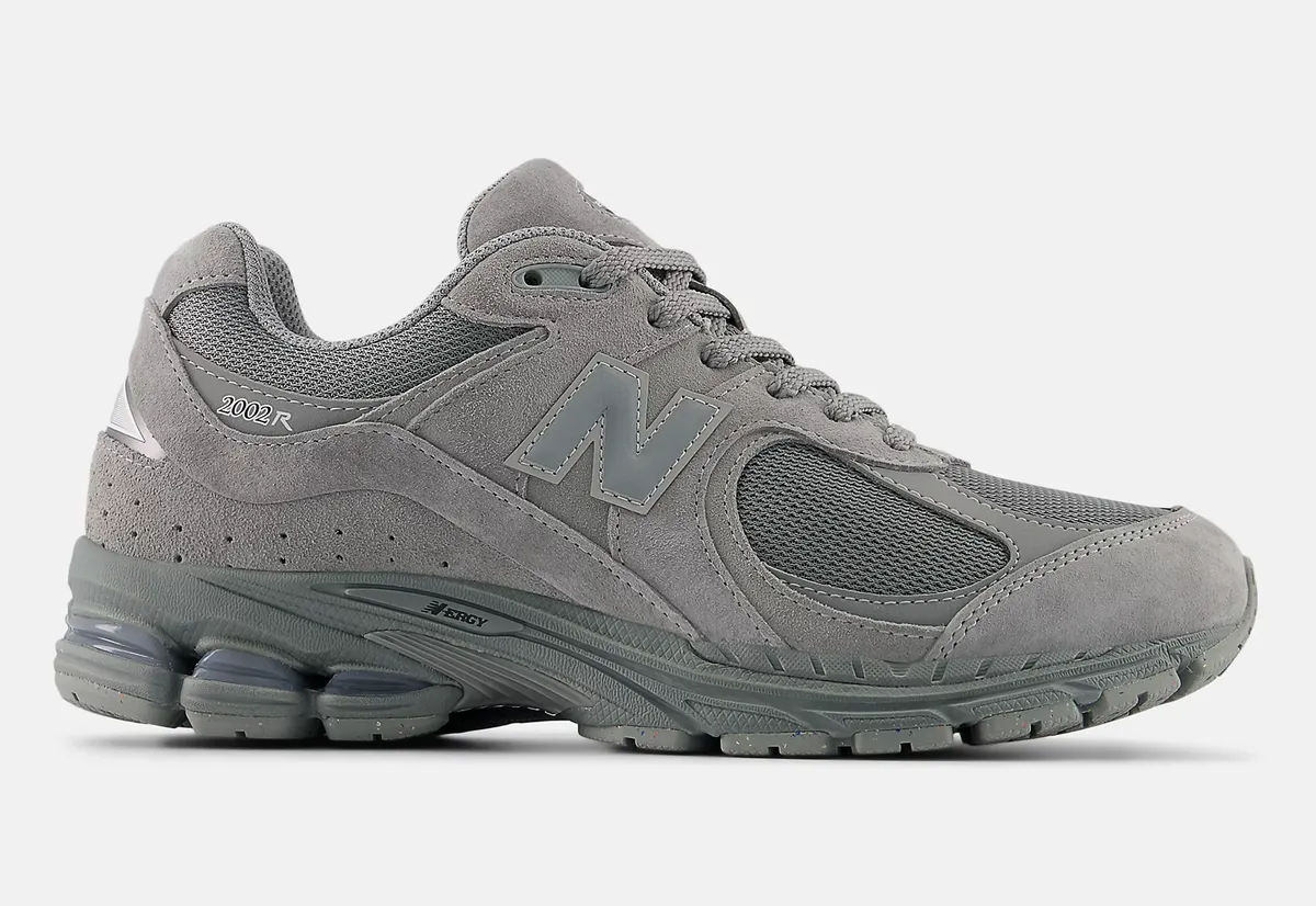 2/6発売 NEW BALANCE 2002R / ニューバランス 2002R Gray U20021O2 | スニーカーラボ