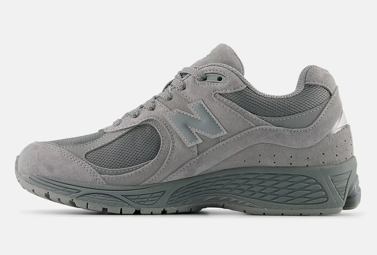 2/6発売 NEW BALANCE 2002R / ニューバランス 2002R Gray U20021O2 | スニーカーラボ