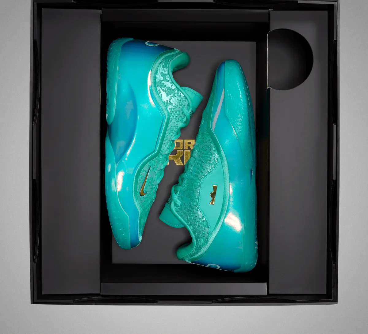 NIKE LEBRON 23 EP / ナイキ レブロン 23 EP "Honour The King" IH1514-300 | スニーカーラボ